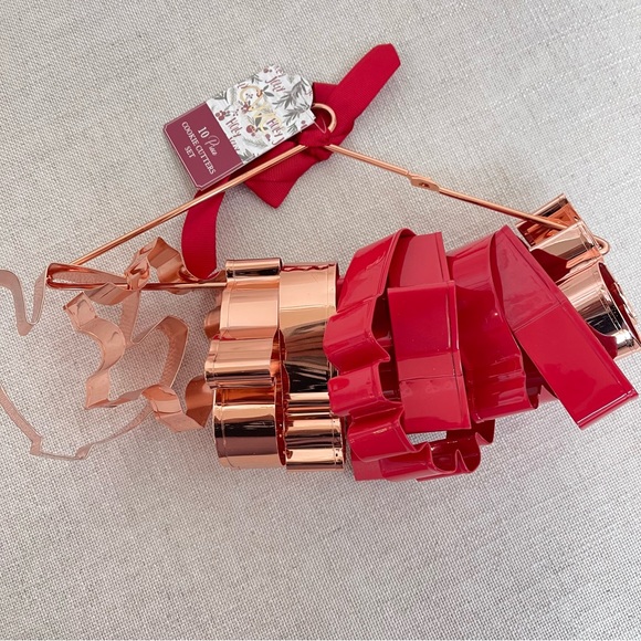 CWC | Kitchen | Pc Cookie Cutters Set Nwt | Poshmark